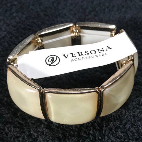 Versona | Jewelry | Large Boho Stretch Bracelet Ivory Goldtone Nwt ...